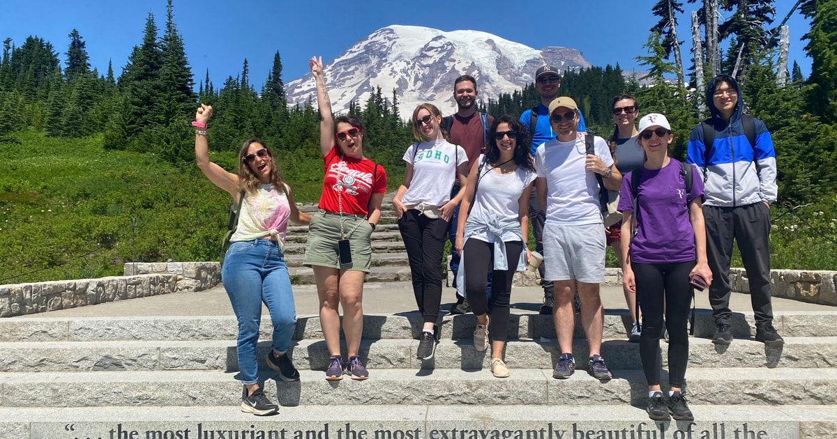 Gruppo privato Mt. Rainier, comodo SUV | GetYourGuide