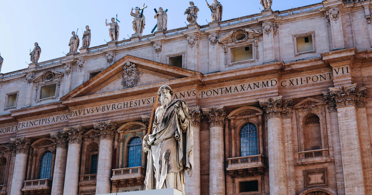 Skip The Line - Vatican Museum & Sistine Chapel Guided Tour | GetYourGuide