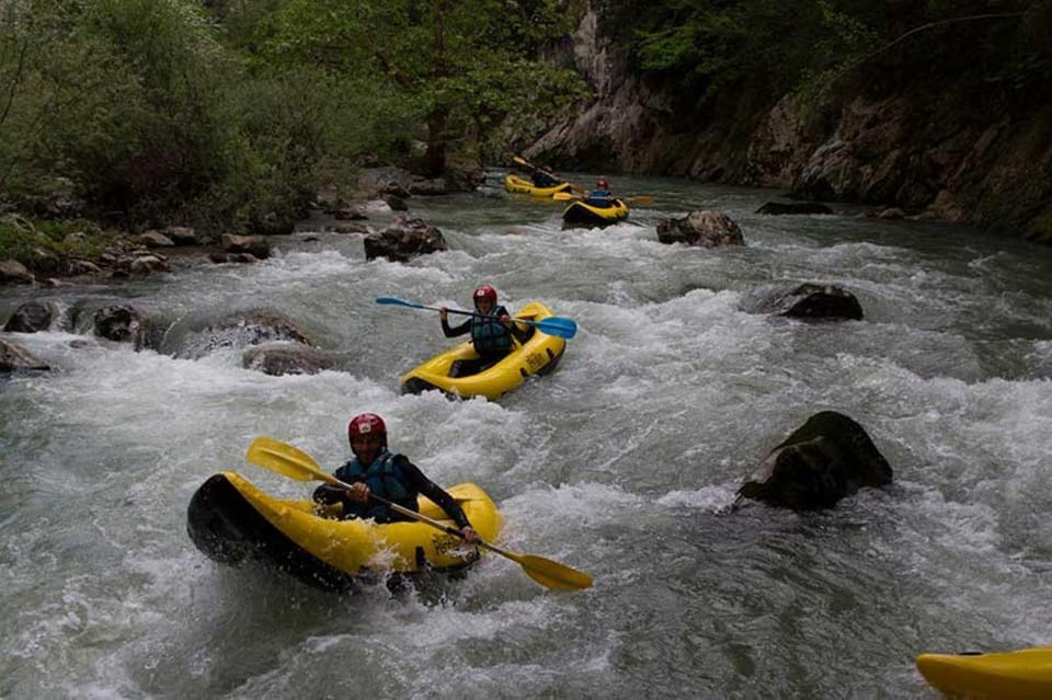 Ebro River: Canoe-raft Ebro river. Alto Ebro | GetYourGuide