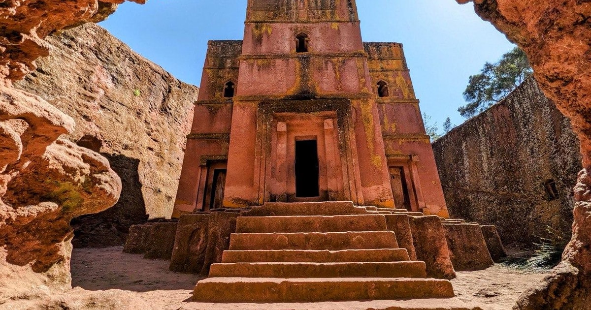 Addisz-Abebából: 3 napos Lalibela sziklába vájt templomok túra ...