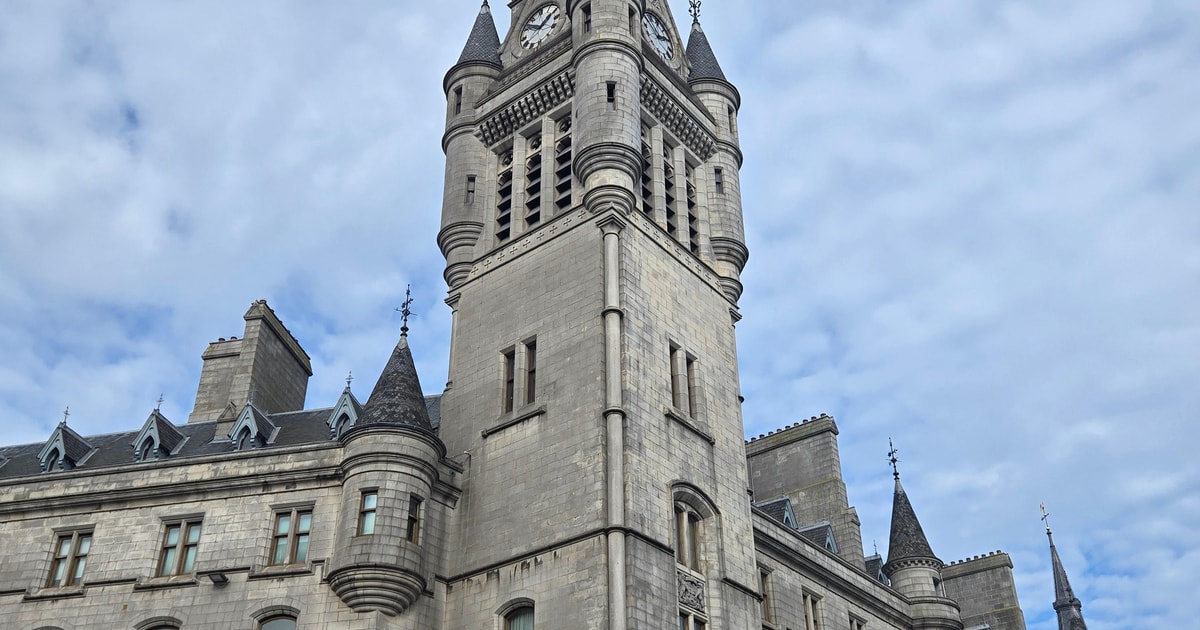 Aberdeen: Guided Walking Tour | GetYourGuide