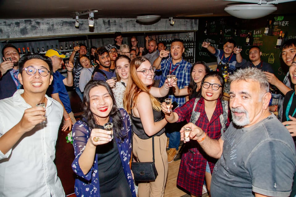 Taipei Nightlife: Taipei Pub Crawls (2 Different Routes) | GetYourGuide