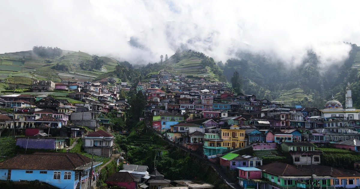 Yogyakarta : esplorare Nepal van Java + tempio di Selogriyo | GetYourGuide