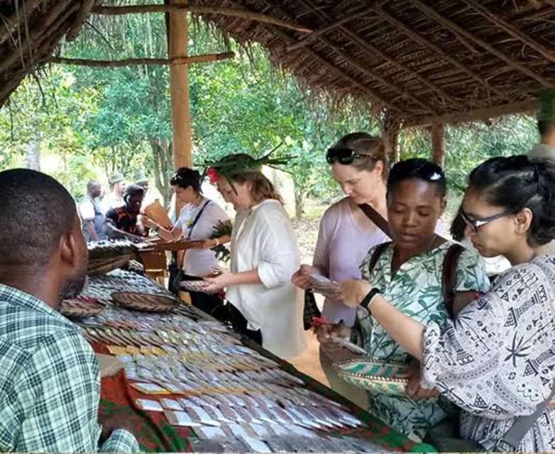 Visite de la ferme d'épices de Zanzibar | GetYourGuide