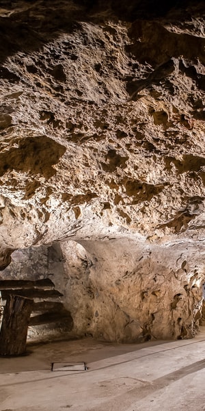 Budapest: Buda Castle Cave Tour | GetYourGuide