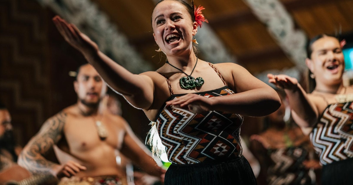 From Auckland: Rotorua Te Puia, Haka & Polynesian Spa Tour | GetYourGuide