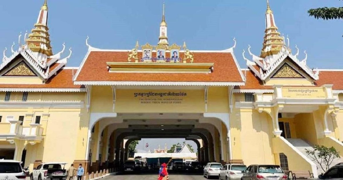 Privé transfer Siem Reap naar grens Poipet Thailand | GetYourGuide