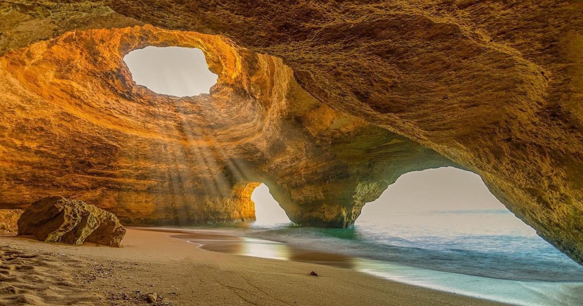 Tour privado de Lisboa al Algarve, Cueva de Benagil, Faro, Portimão ...