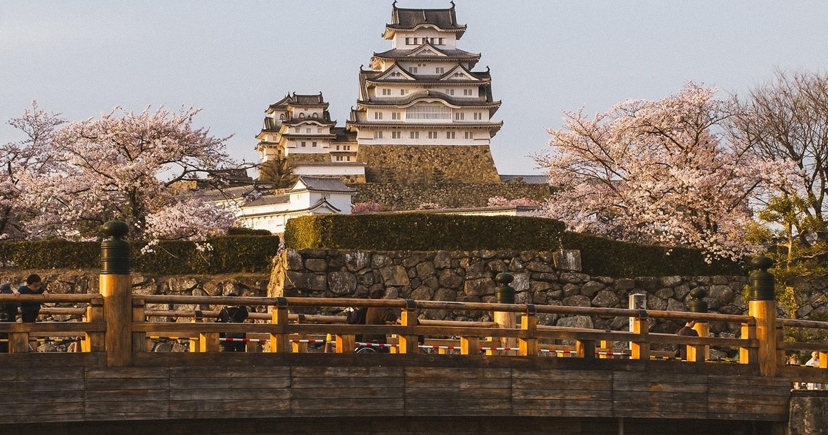 Himeji, Kobe & Mount Shosha Scenic Discovery Day Tour | GetYourGuide