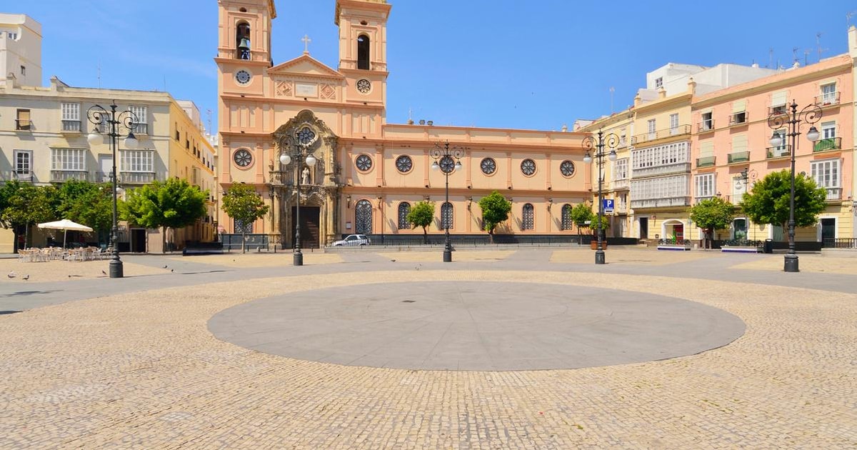 Cadice: tour privato a piedi | GetYourGuide