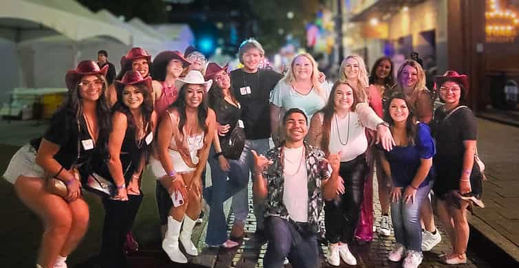 Austin: VIP Bar & Club Crawl met gratis drankjes en drankspelletjes ...