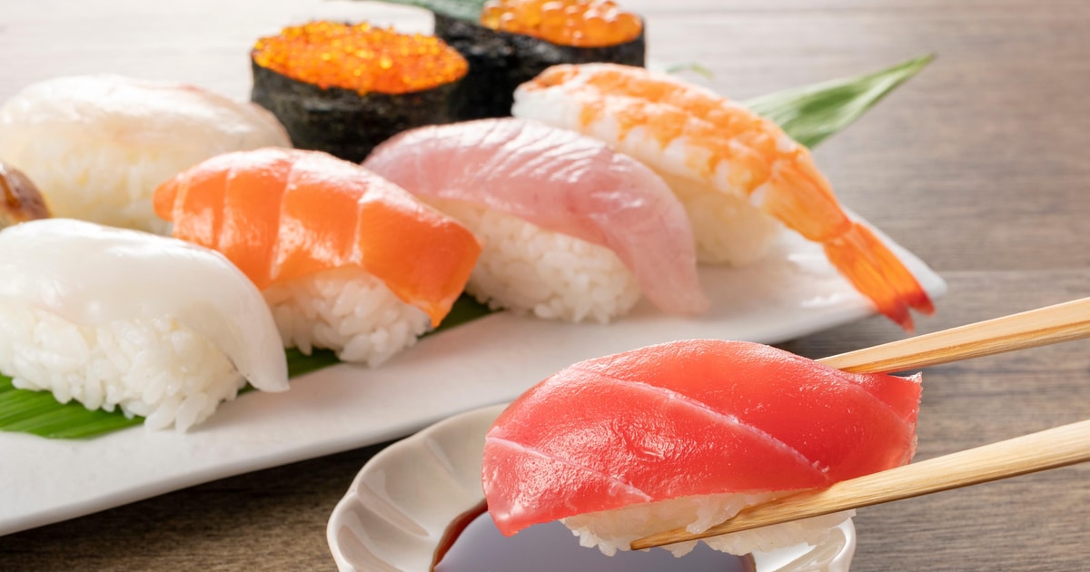 Taller de sushi de Kioto: prepara 5 tipos + sopa de miso rojo ...