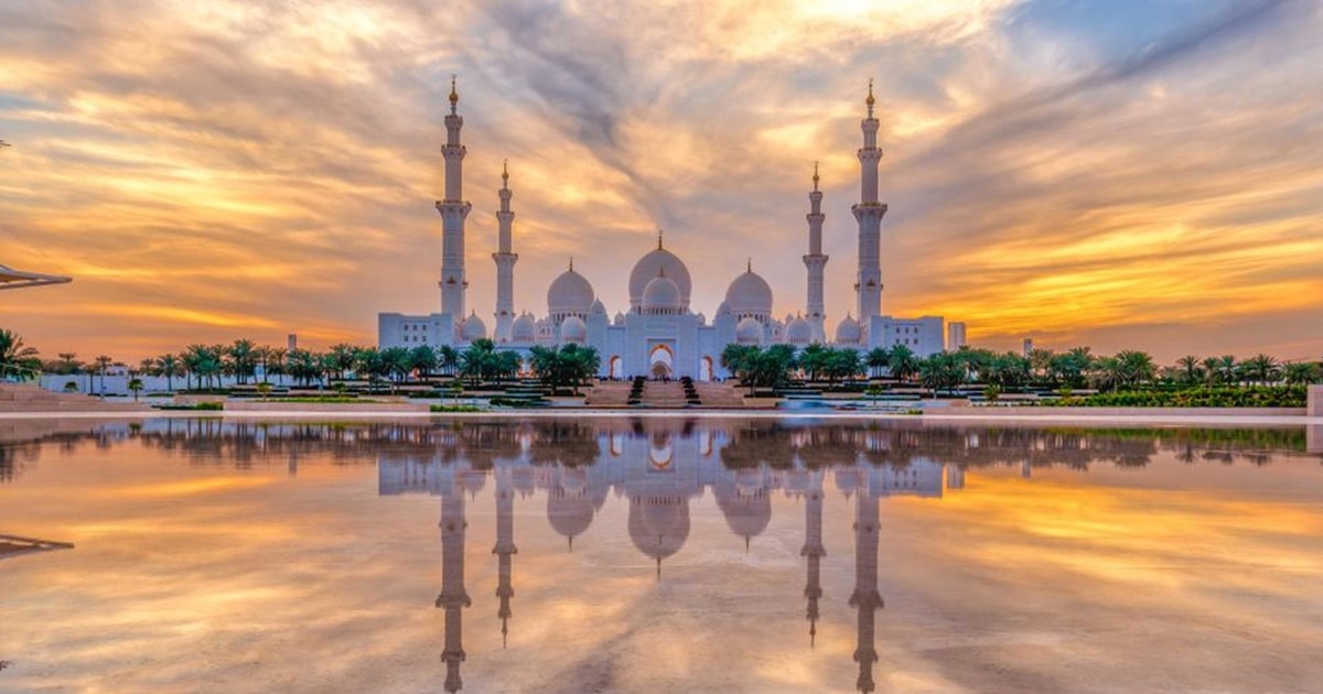 Din Dubai : Explorați Abu Dhabi, Moscheea Sheikh Zayed și multe altele ...