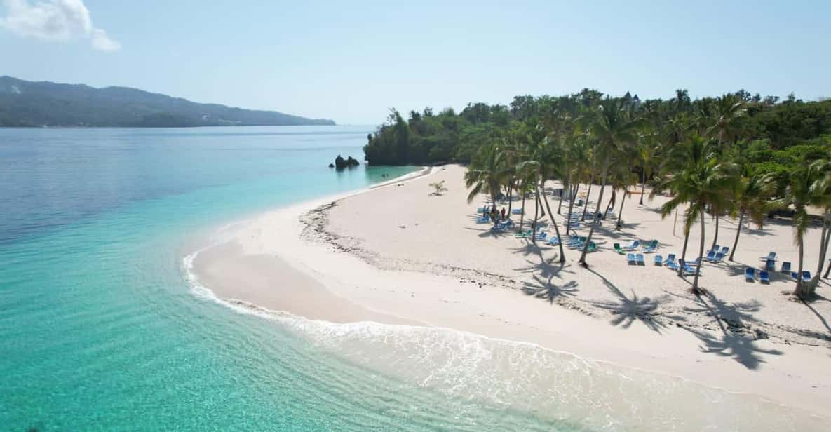 Rincon Beach en Cayo Levantado vanuit Punta Cana | GetYourGuide
