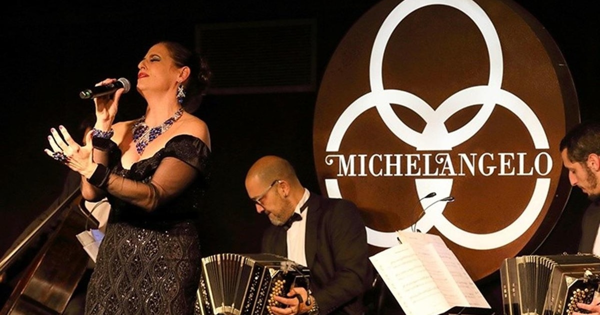 Buenos Aires Michelangelo Tango Show & Old-Style Bus Ride | GetYourGuide