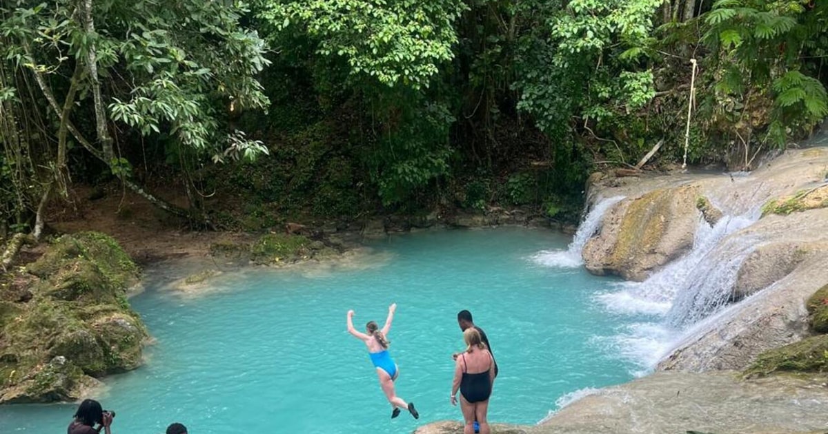 Ocho Ríos : Rafting en el Blue Hole y en el río Bambú | GetYourGuide