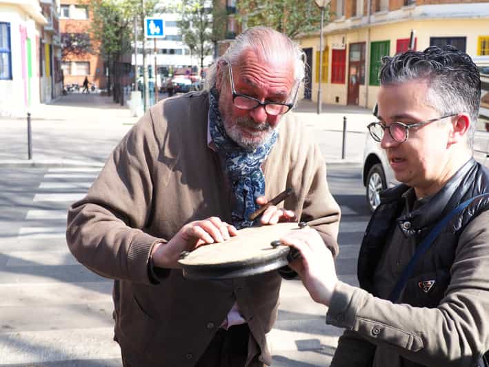 París: Los tesoros del Rastro de Saint Ouen: visita guiada | GetYourGuide