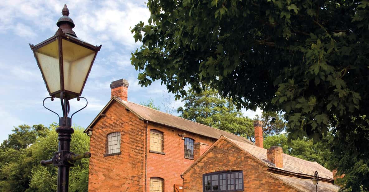 Redditch: Forge Mill Needle Museum og Bordesley Abbey Entry | GetYourGuide