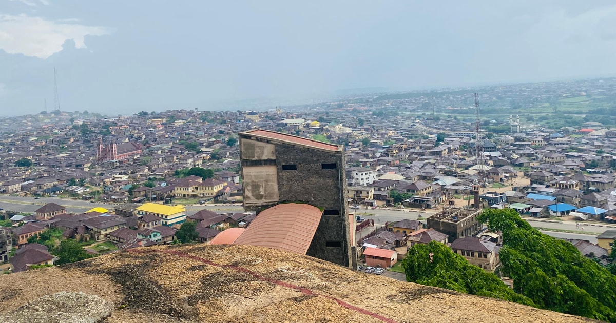 Abeokuta mit Panorama erwartet dich: Entdecke die Majestät des Olumo ...