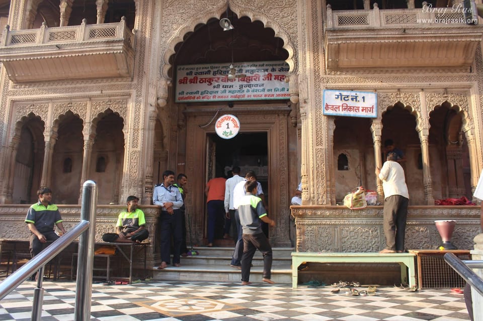 From Delhi: Mathura Vrindavan Same Day Tour By Car | GetYourGuide