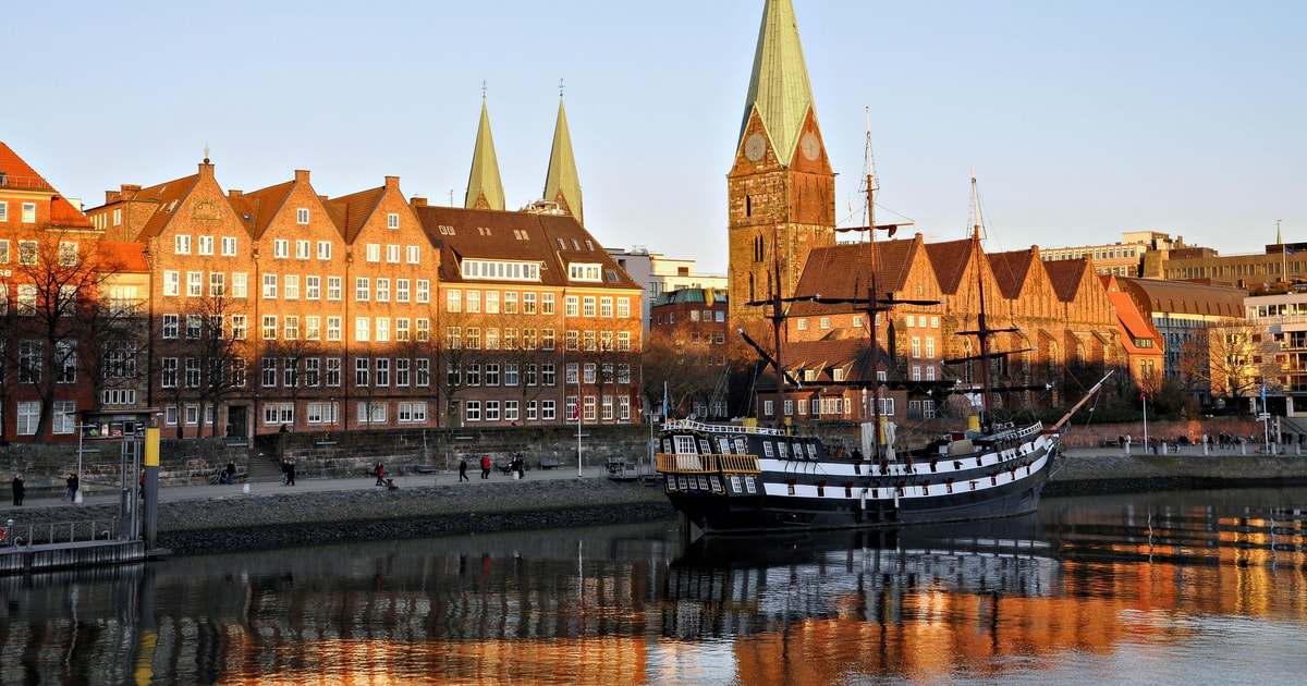 Bremen: Express Walk with a Local in 60 minutes | GetYourGuide