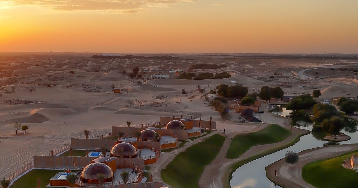 Дубай:Al Marmoom Domes Overnight Glamping &Dining Experience | GetYourGuide