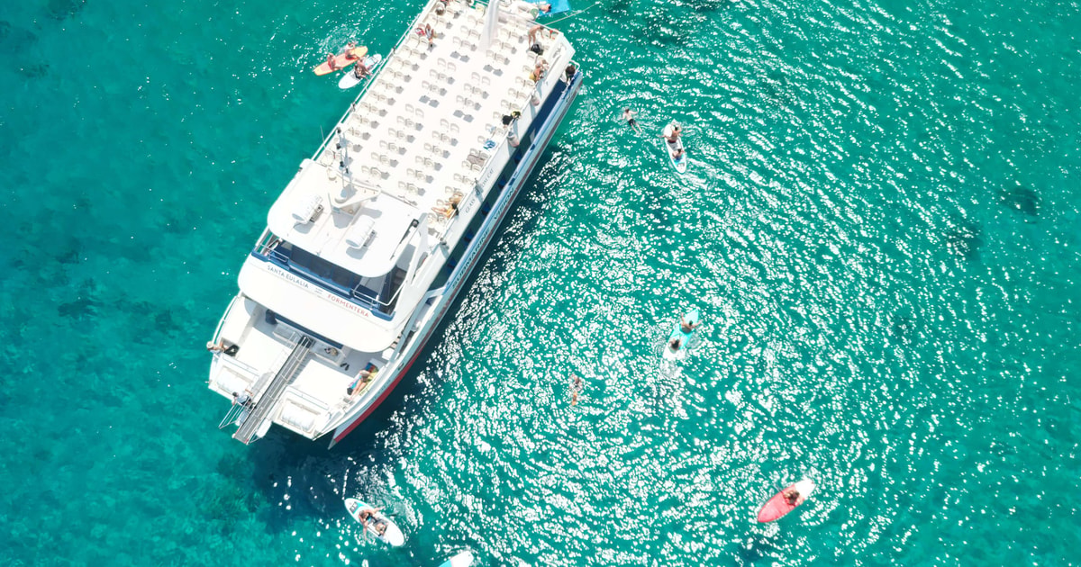 Formentera: tour en barco con snorkel y almuerzo | GetYourGuide
