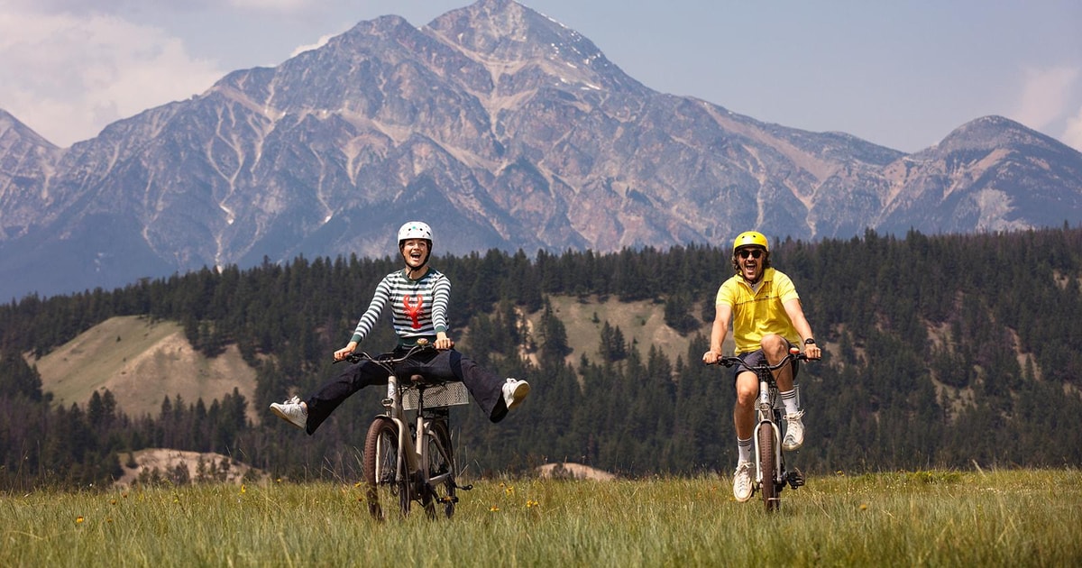 Jasper: 25 KM E-Bike Safari with Wildlife and Beaches | GetYourGuide