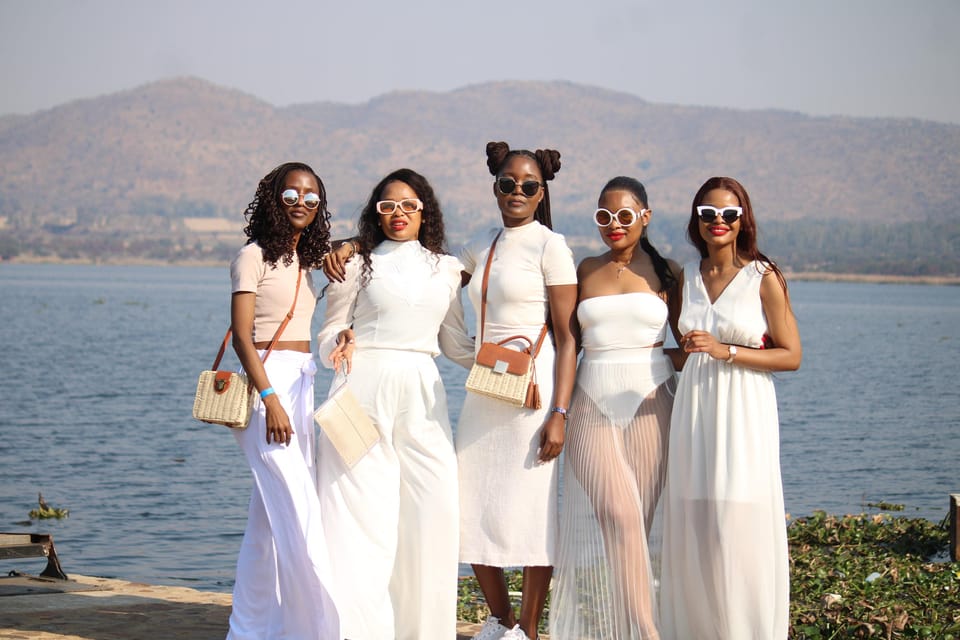 Hartbeespoort Dam: The Luxury Alba Boat Cruise with Food | GetYourGuide