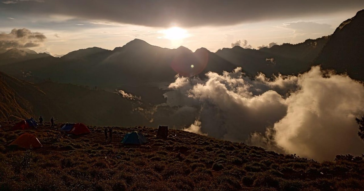 Senderismo por el Monte Rinjani 2D/1N Borde del Cráter y Cumbre ...