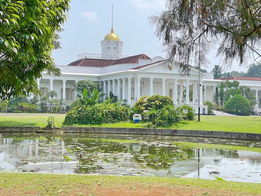 From Jakarta : Waterfall , Botanical Garden , Puppet Show | GetYourGuide