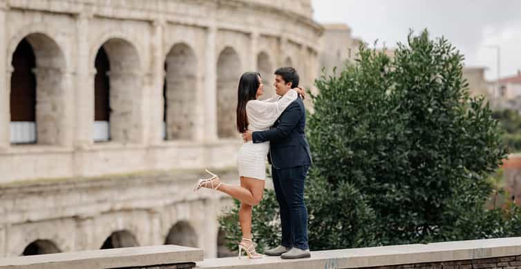 Rome: Professional Couples Photoshoot | GetYourGuide