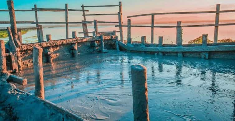 Cartagena: Volcán de Barro con Almuerzo, Piscina y Playa | GetYourGuide