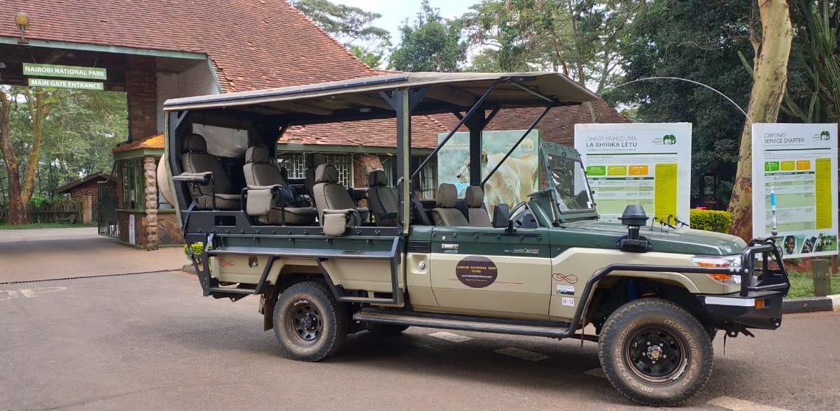 Guided Day Tour to Snake Park And Nairobi National Museum. | GetYourGuide