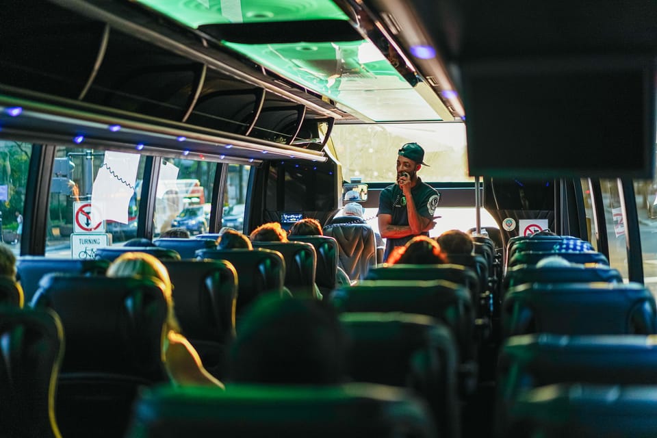 Washington DC: National Mall Night Bus Tour | GetYourGuide