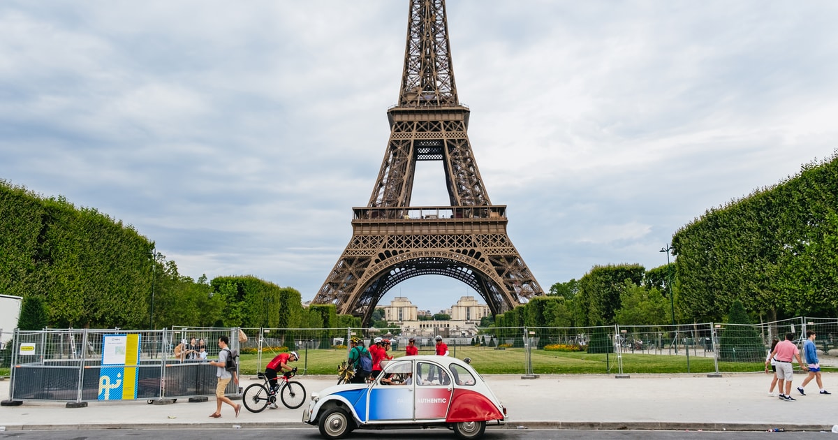 Paris: 1-stündige Vintage Citroen 2CV Tour | GetYourGuide