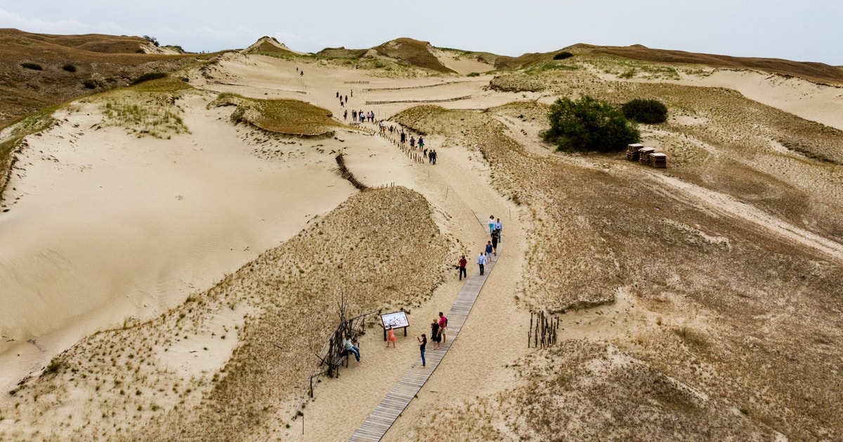 Tour di gruppo di un giorno: Spiedo di Curonia (Neringa) da Klaipeda ...