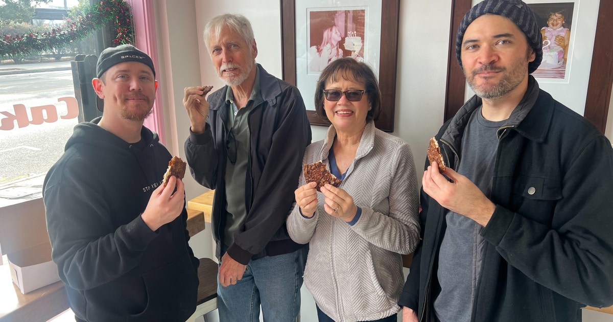 Gourmet Farmers Market & Fairfax Food & Walking Tour | GetYourGuide