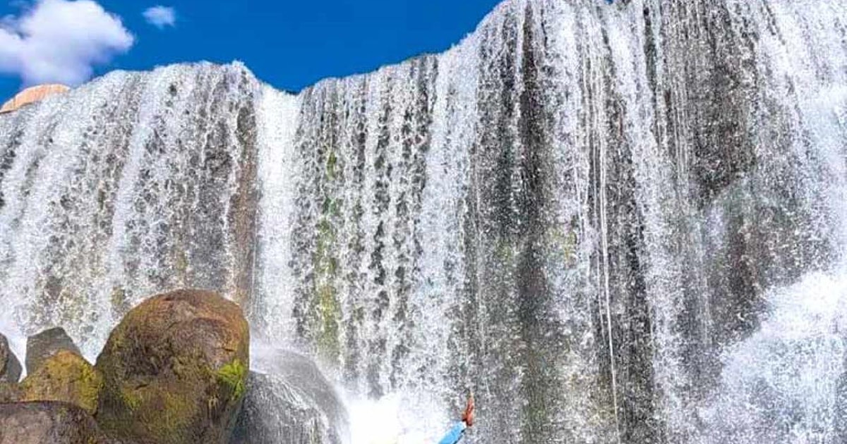 On the way to Pillones waterfall: Excursion from Arequipa | GetYourGuide