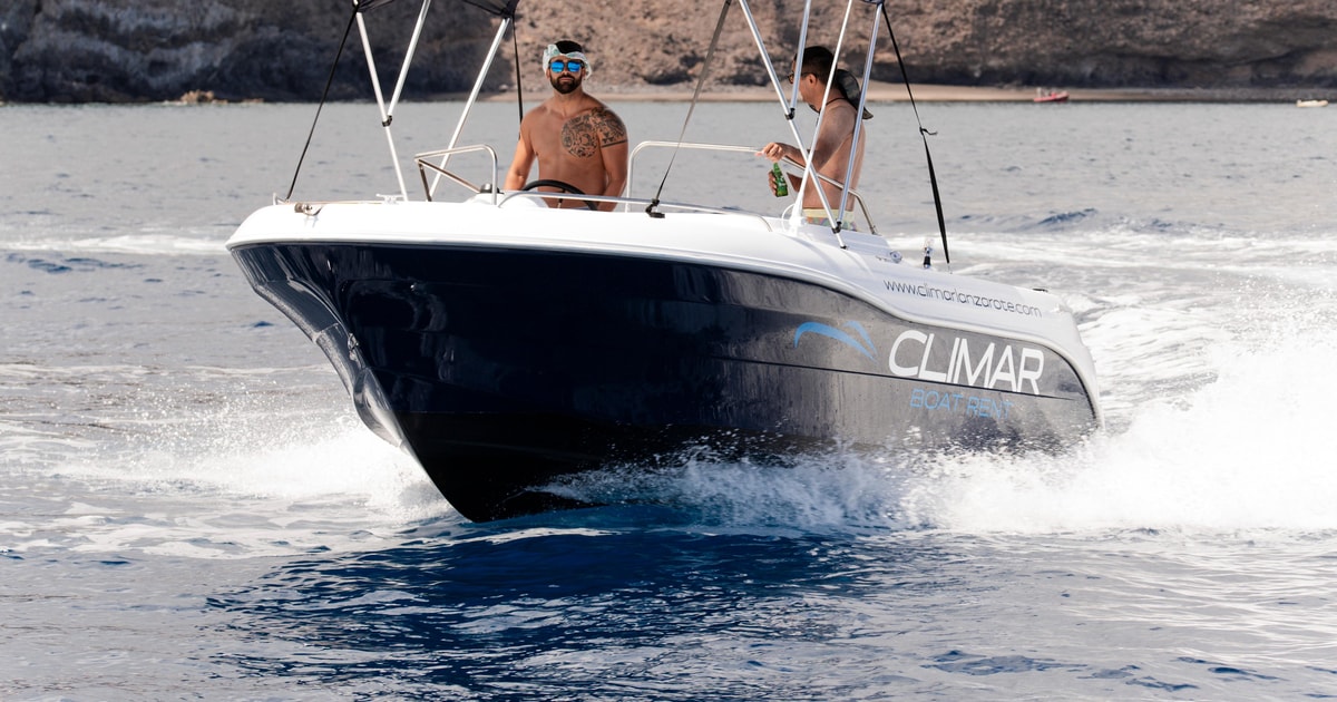 Lanzarote (Puerto Calero): Boat rental WITH license. | GetYourGuide