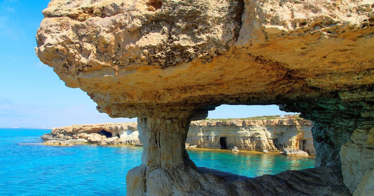 Grotte marine di Capo Greco, baia di Konnos, Ponte degli Innamorati e ...