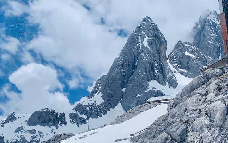 Lijiang: tour guidato della Montagna di Neve del Drago di Giada con ...