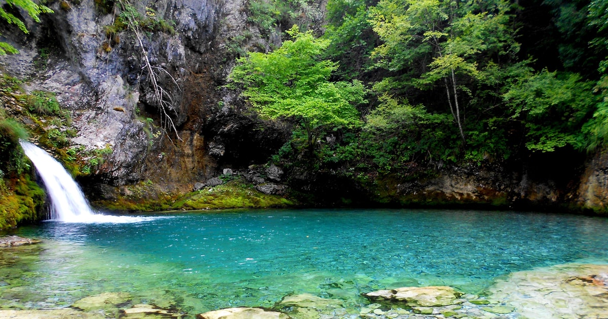Verborgen parels van Theth: privétour naar waterval en Blauwe Oog ...