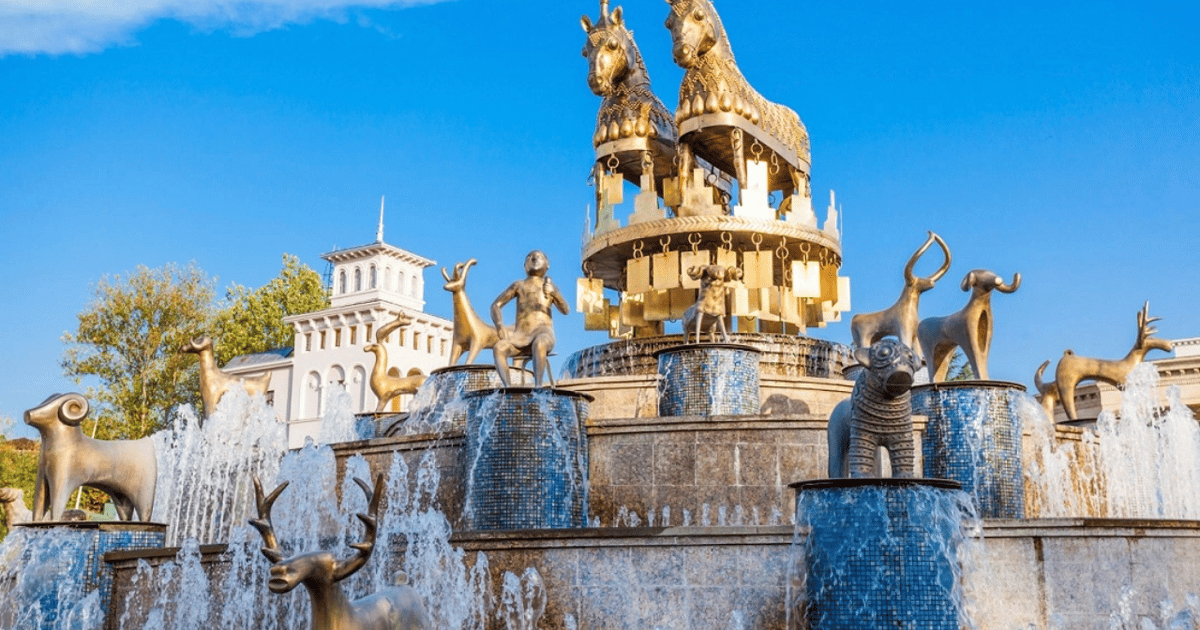 Kutaisi Monasteries: Bagrati, Gelati, Motsameta from Batumi | GetYourGuide
