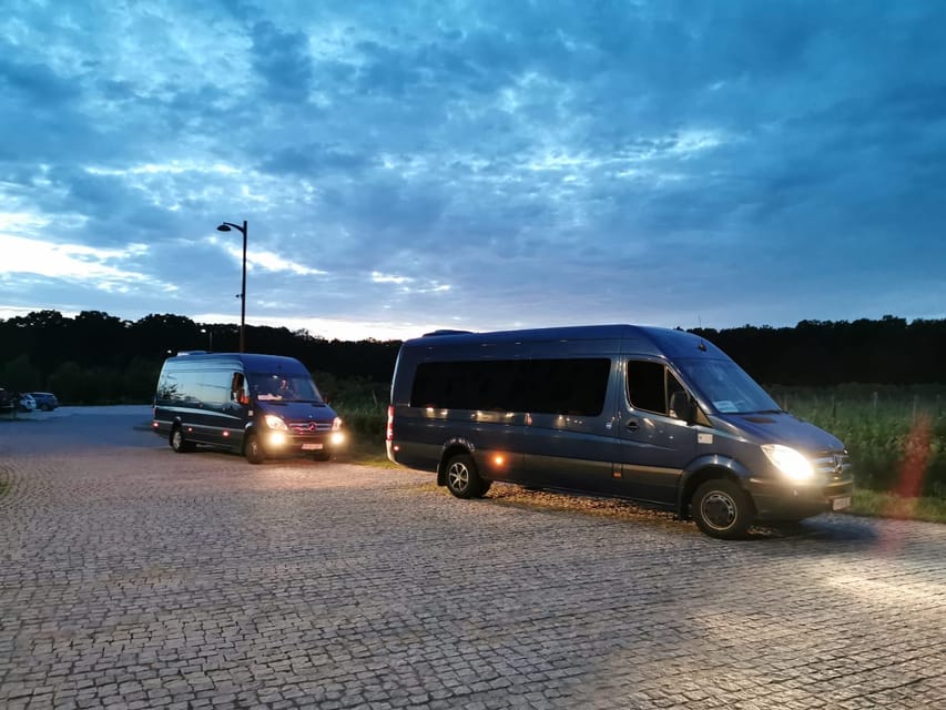 Transfer dall'aeroporto di Otopeni a Bucarest | GetYourGuide