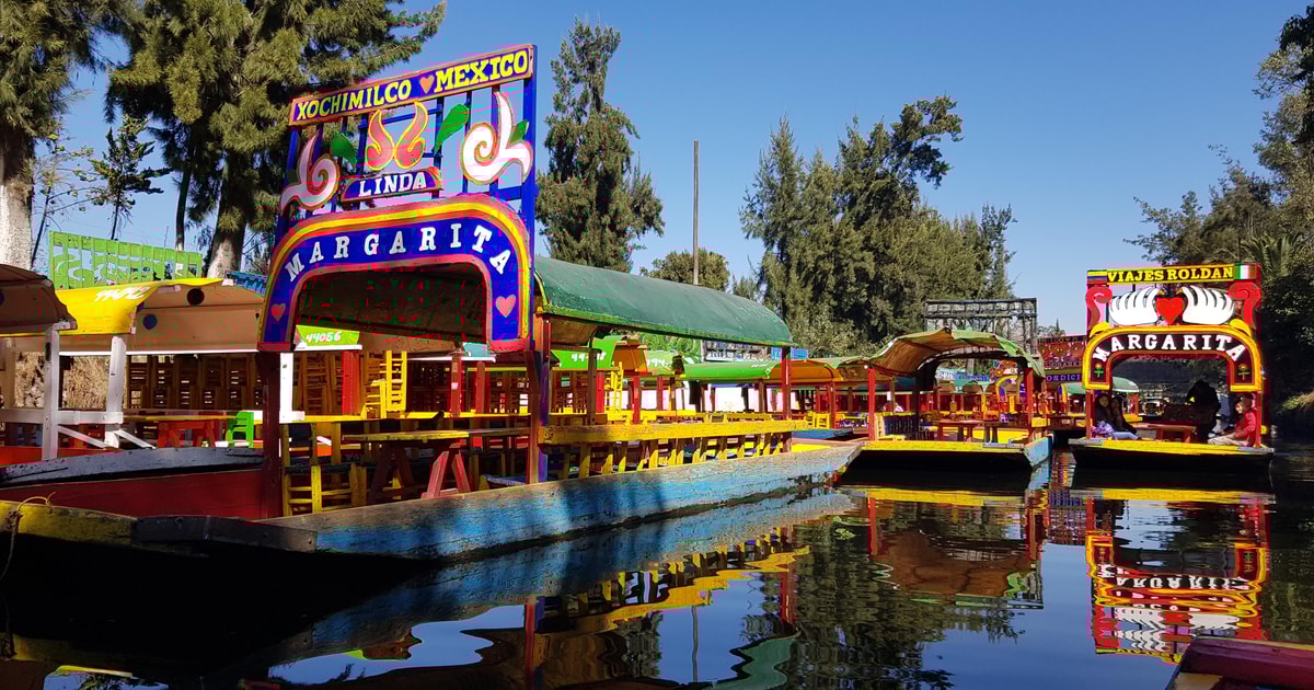 Ciudad de México: Recorrido por Xochimilco, Coyoacán, la UNAM y el ...