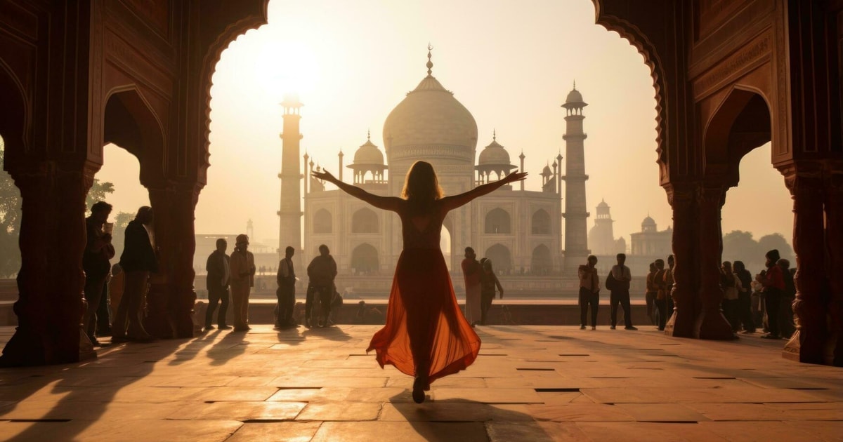 Tour dell'alba del Taj Mahal da Delhi in auto | GetYourGuide