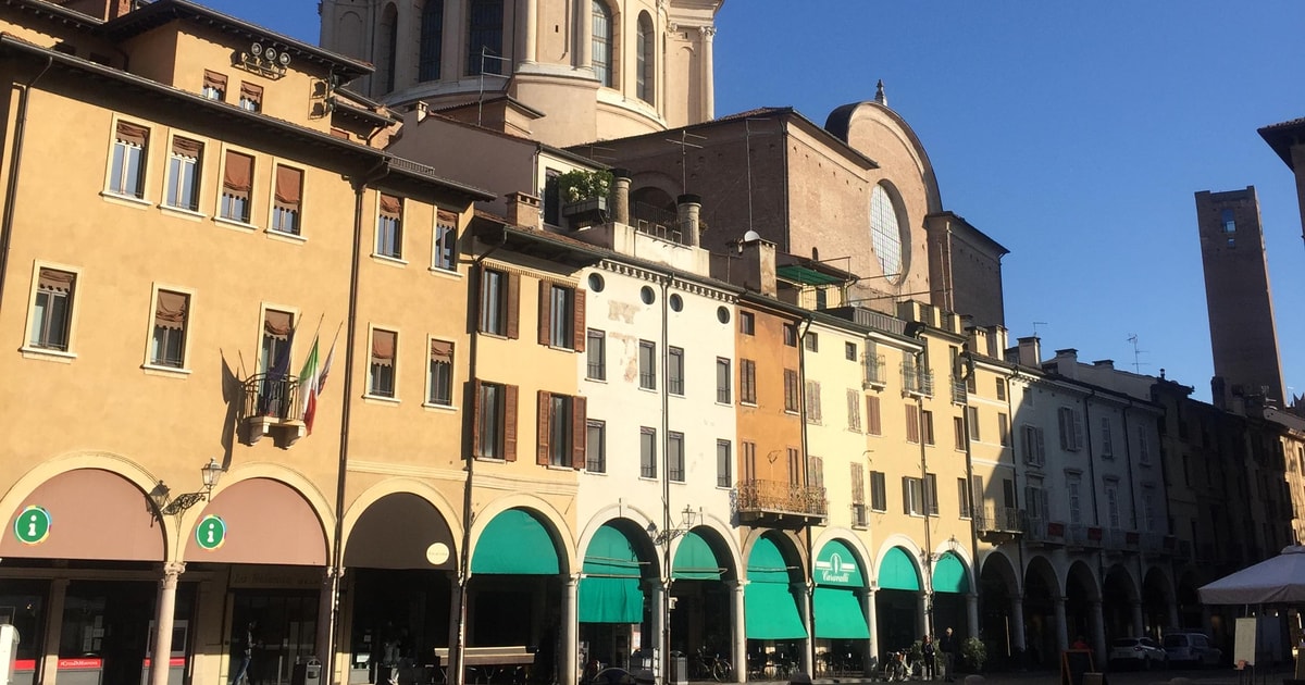 MANTOVAGANDO: visita al centro histórico de Mantua | GetYourGuide