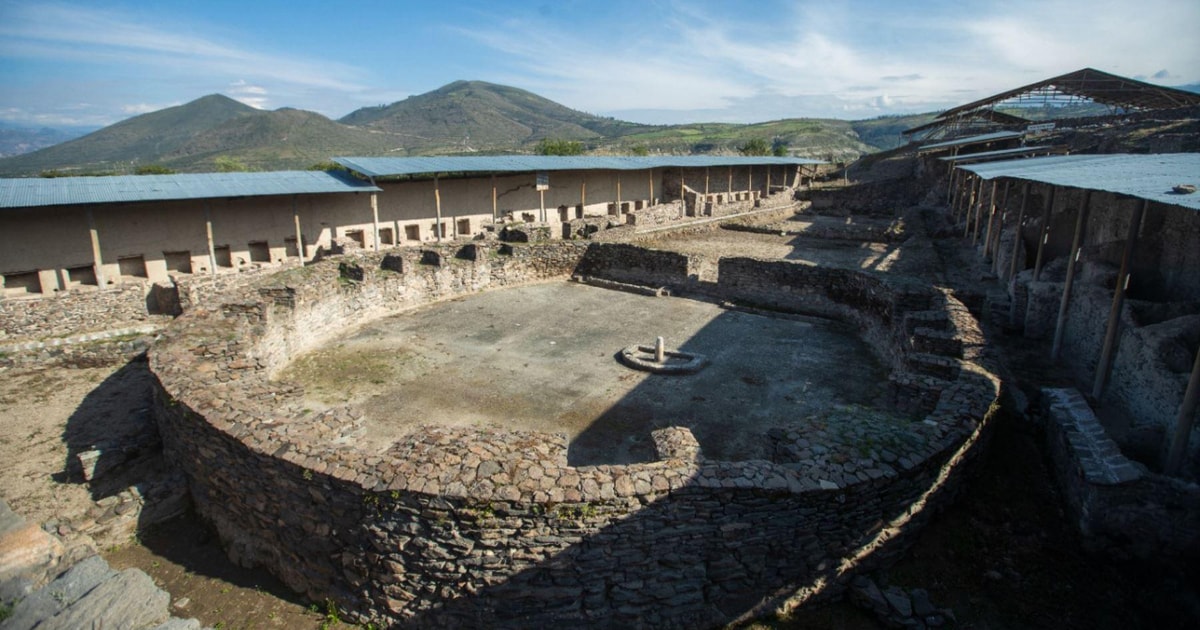 Von Ayacucho | Wari Archaeological Complex und Quinua | GetYourGuide