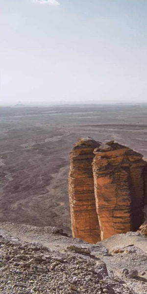 From Riyadh: Tuwaiq Mountains and Najd Plateau Day Trip | GetYourGuide